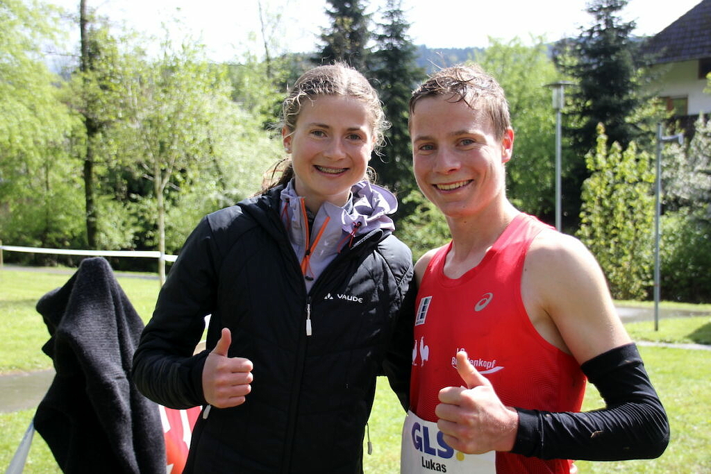 Gemeinsam im Nationaldress bei der Off-Road-EM: Lukas und Julia Ehrle ...